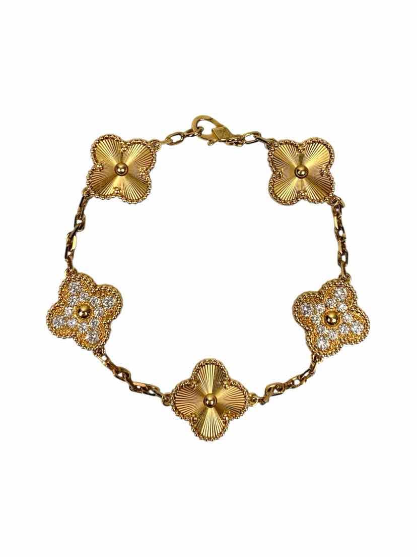 Van Cleef & Arpels Vintage Diamond Alhambra bracelet - Luxury Used ...